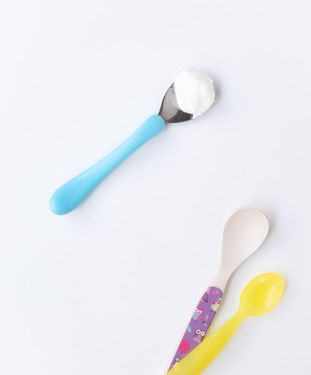 How to Teach Your Baby to Use a Spoon | New Ways Nutrition